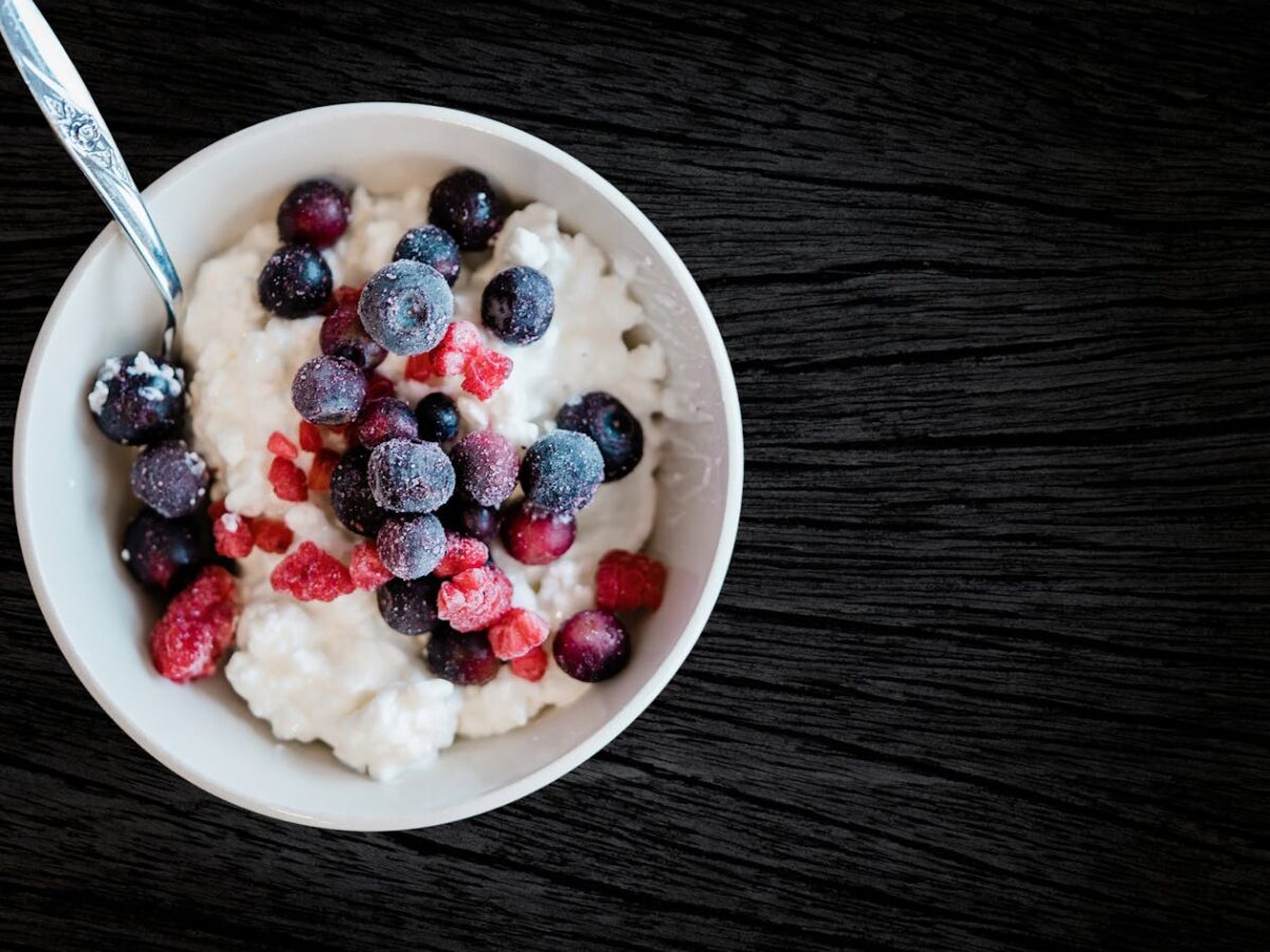 Here’s What Eating Blueberries Every Day Does to Your Body, Says a ...