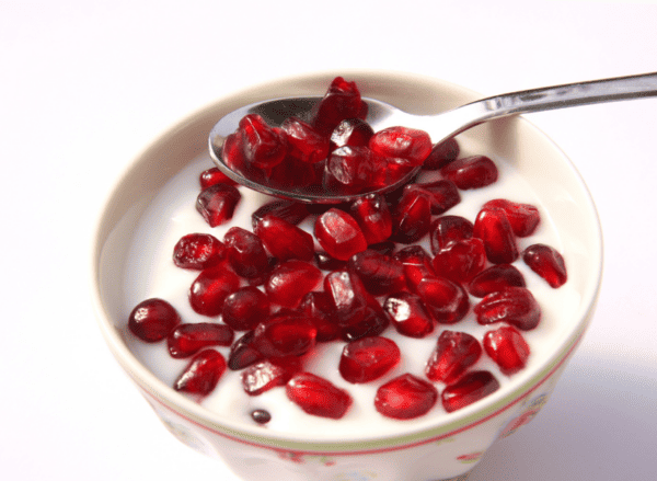 25 Pomegranate Benefits for Women