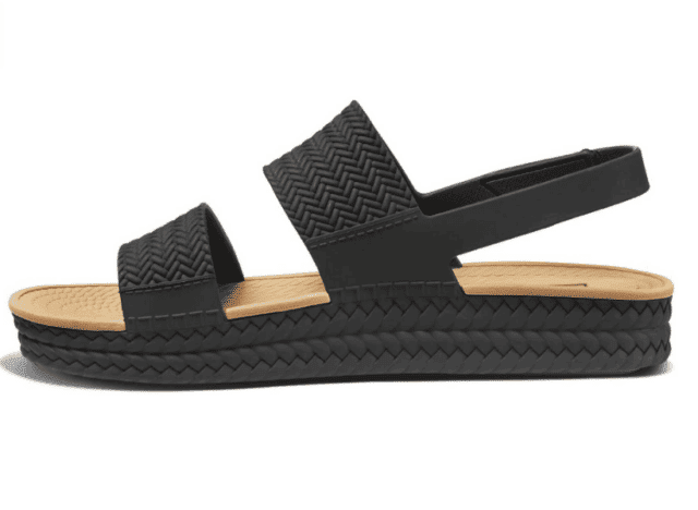 15 Best Shoes for Walking in Sand 2022 - Review