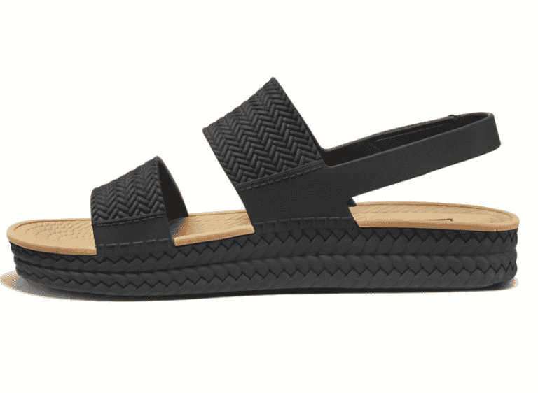 15 Best Shoes for Walking in Sand 2022 - Review