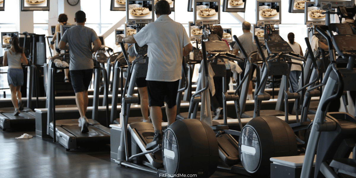 Stairmaster vs Treadmill for Weight Loss (Pros and Cons)