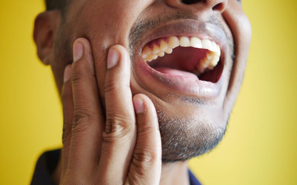 Terrifying Simulation of How a Tooth Can Kill You Is Giving People ...